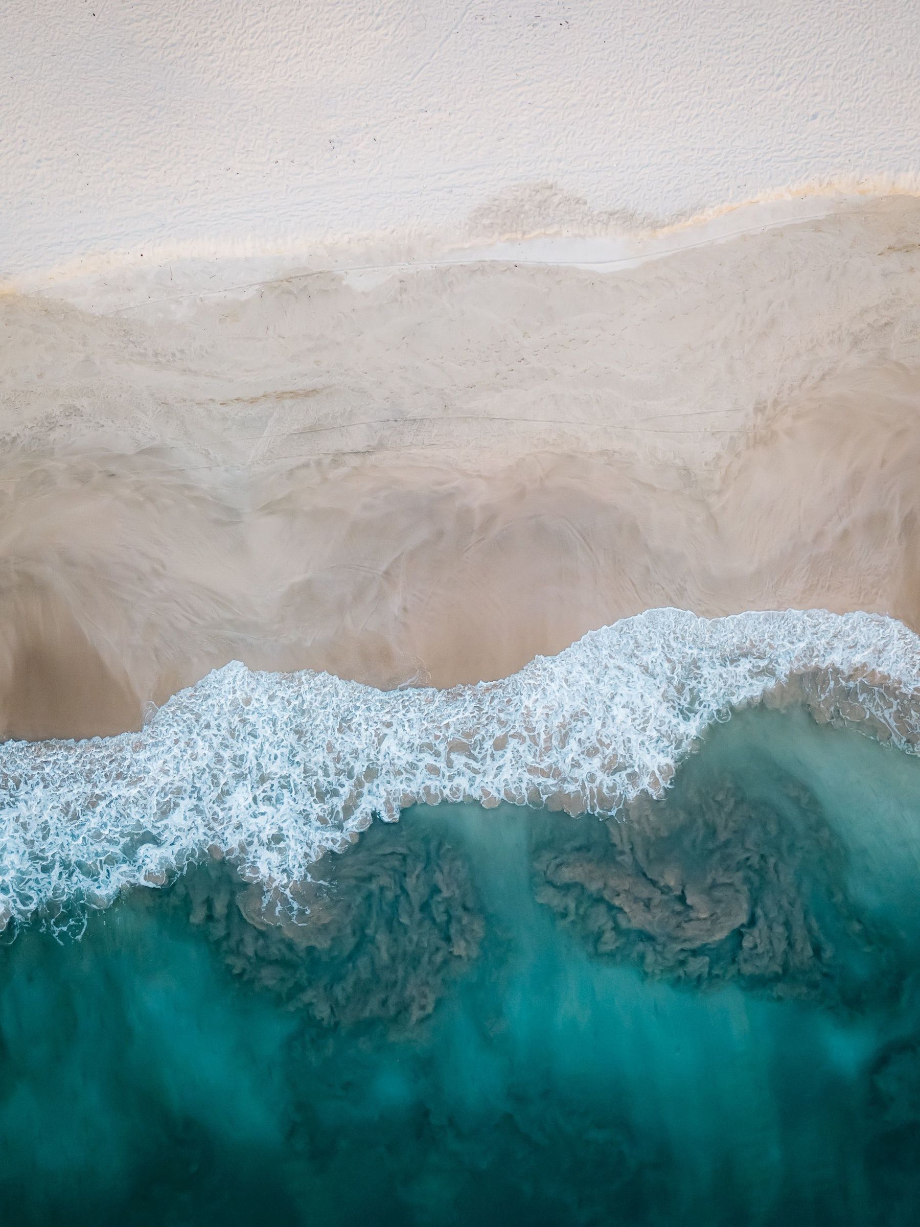 Epoxy Wave Art Experience | Curator Hotel & Resort Collection