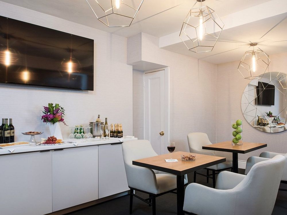 Fidelity Hotel | Properties | Curator Hotel & Resort Collection