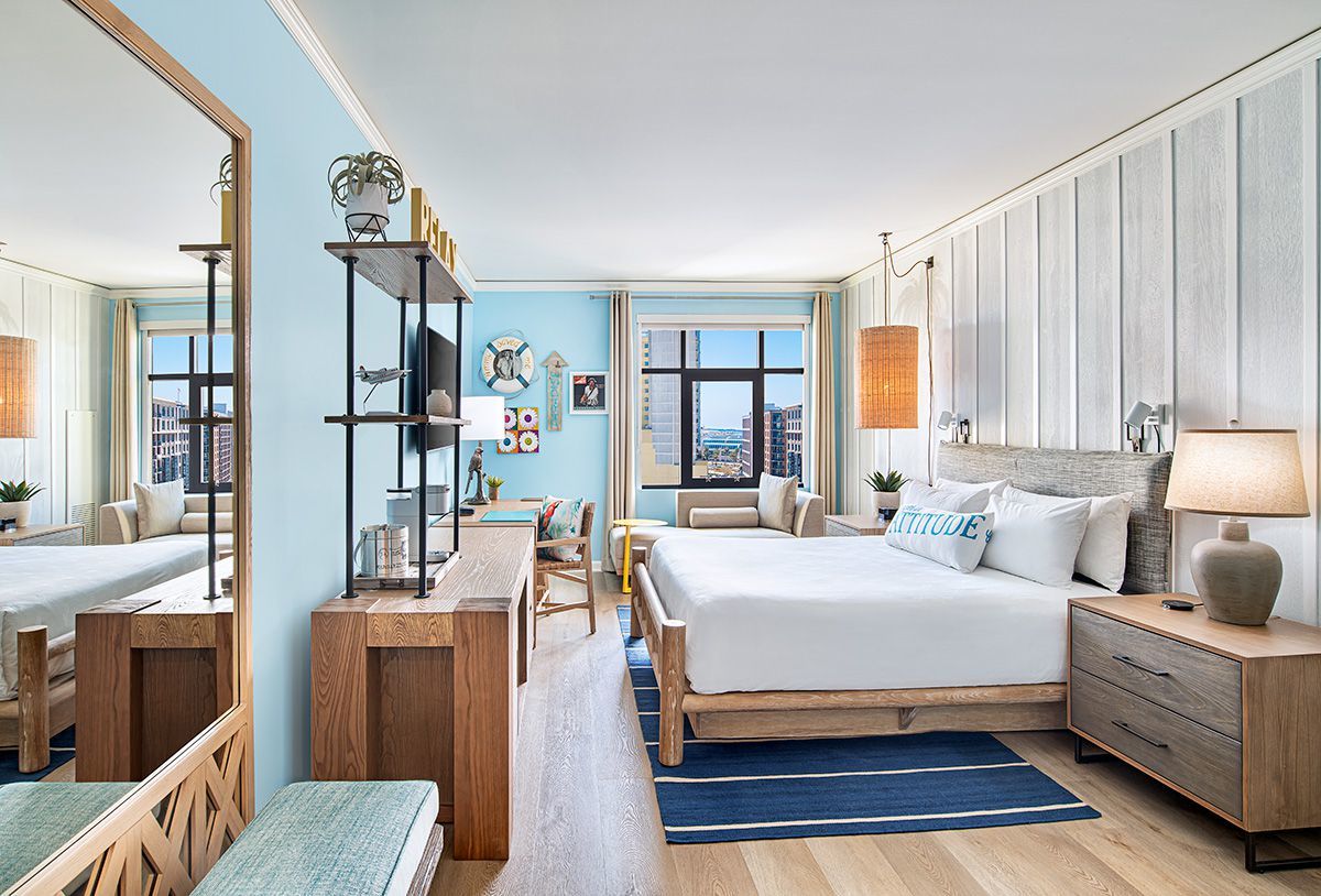 Davidson Hotels: A Portfolio of Award-Winning Hotels and Resorts