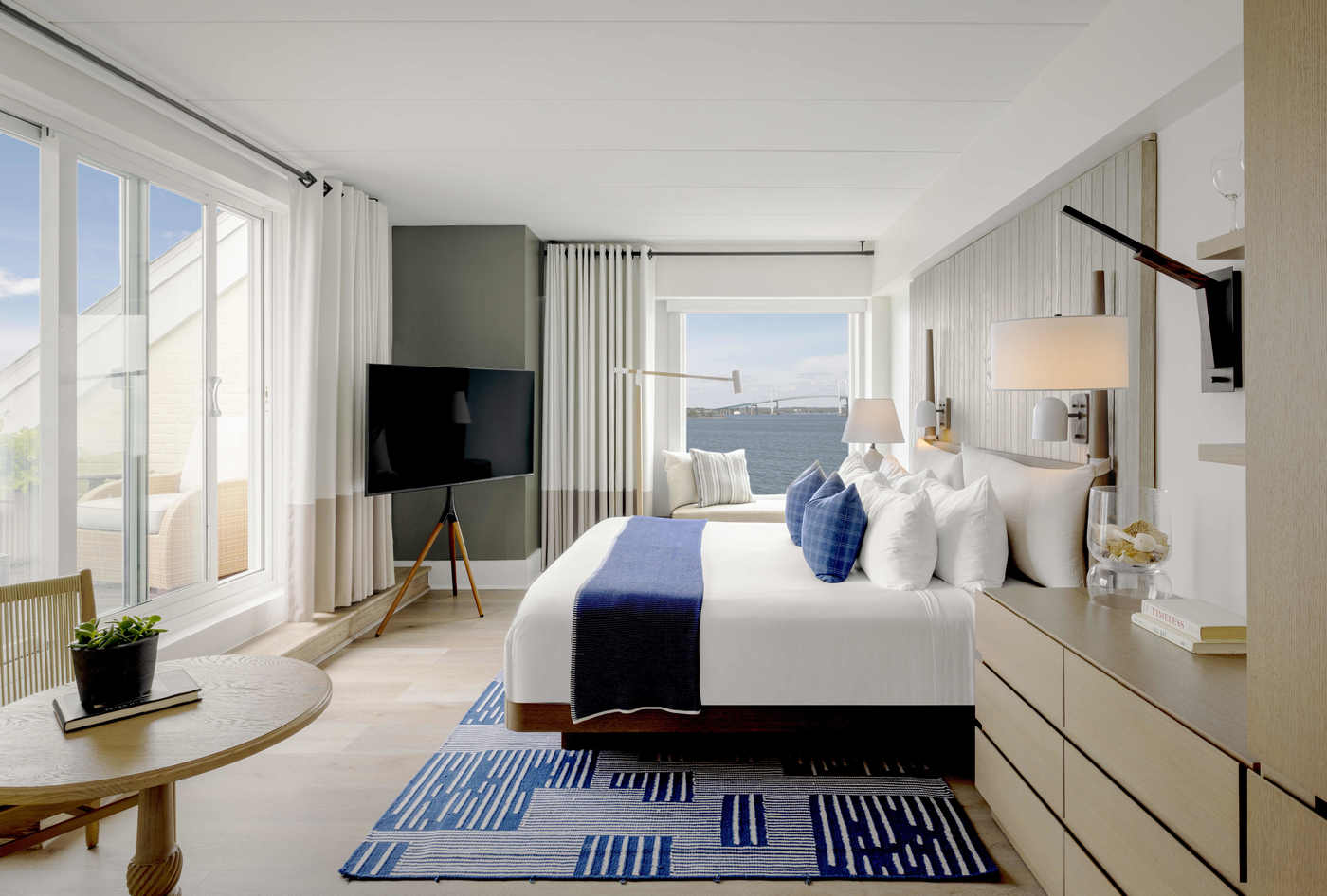 Hotel Viking Newport | Historic Elegance by the Sea